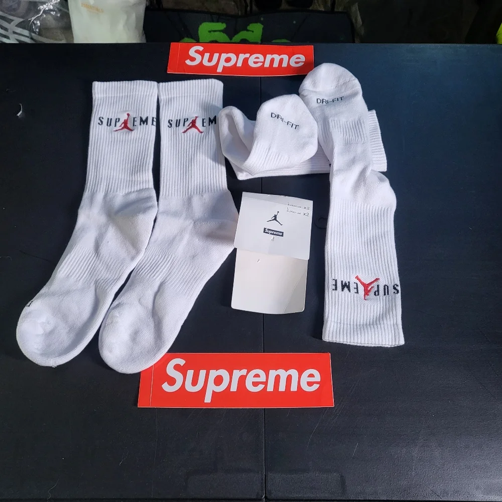 Supreme | Underwear & Socks | Supreme X Jordan Crew Socks 2 Pairs Per ...